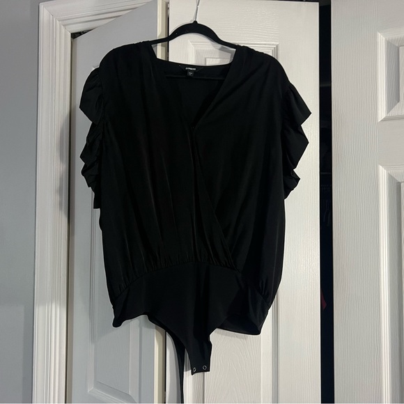 Express | Tops | Express Black Ruffle Sleeves Bodysuit Xl | Poshmark
